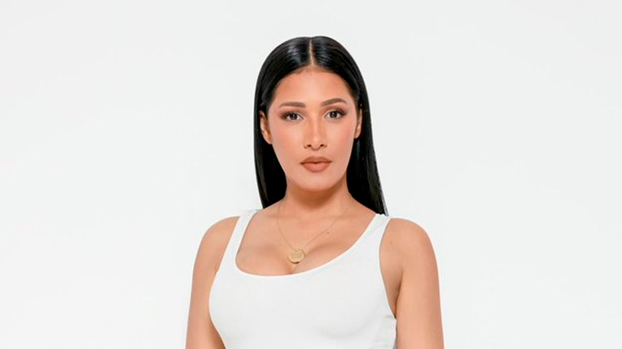 Simaria surge de blusa branca e volume se destaca – Tudo Pop